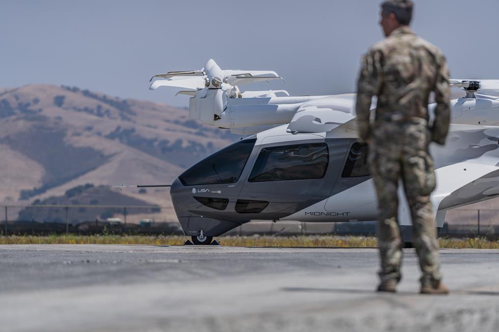 Archer delivers first Midnight aircraft to USAF | News | Flight Global